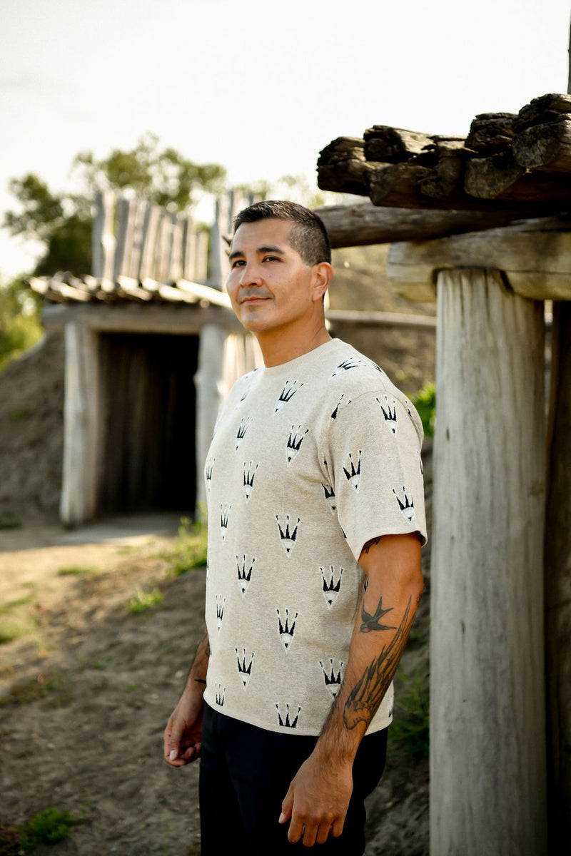 Feathers Knit Tee – Lauren Good Day